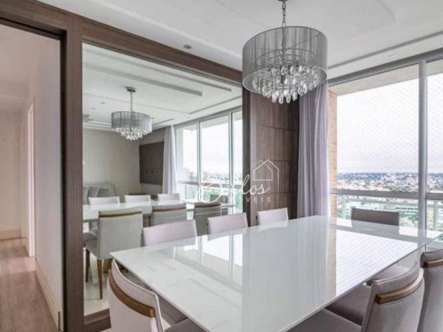 Apartamento à venda na Água Verde