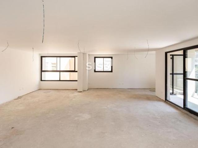 Apartamento à venda no Água Verde, Edifício Orfeu