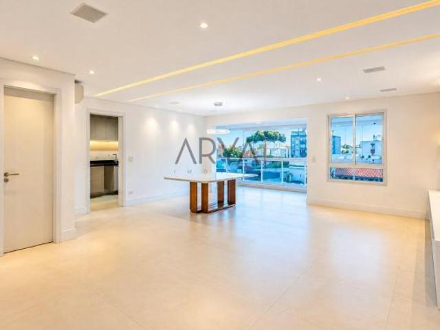 Apartamento à venda no Água Verde no Edifício Quar
