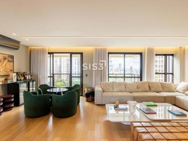 Apartamento à venda no Água Verde | Vista para Pra