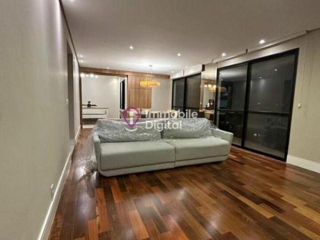 Apartamento à venda no Alto da Boa Vista com 180m 4 suítes e 4 vagas reformado