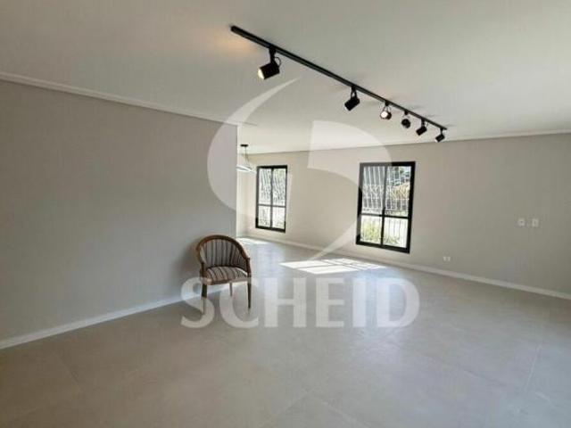 Apartamento a venda no Alto da Boa Vista de 180m² com 3 quartos/suítes e 3 vagas