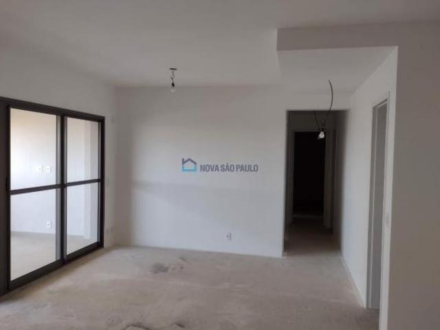 Apartamento à venda no Alto da Boa Vista| próximo metrô||2 quartos sendo 1 suíte