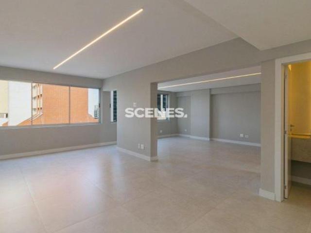 Apartamento à venda no Alto da Glória