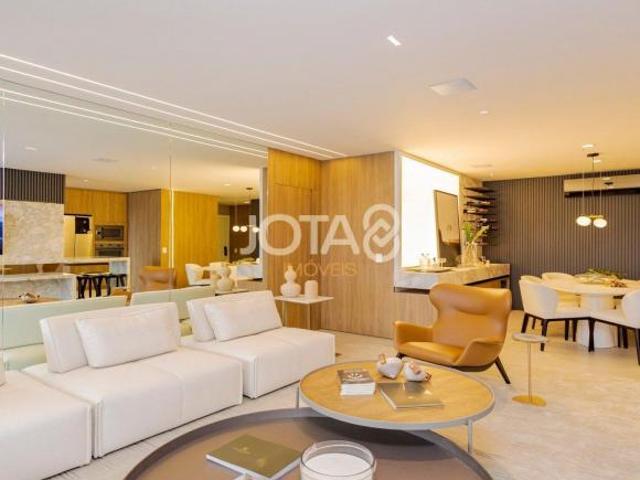 Apartamento à venda no Alto da Glória