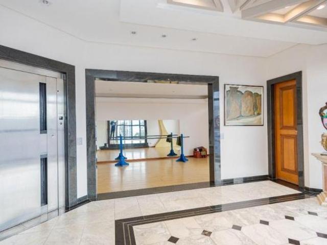 Apartamento à venda no Alto da Glória