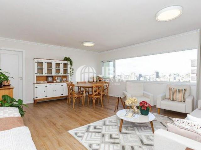 Apartamento à venda no Alto da Glória