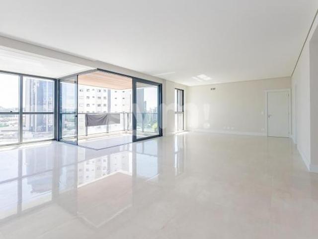 Apartamento à venda no Alto da Glória