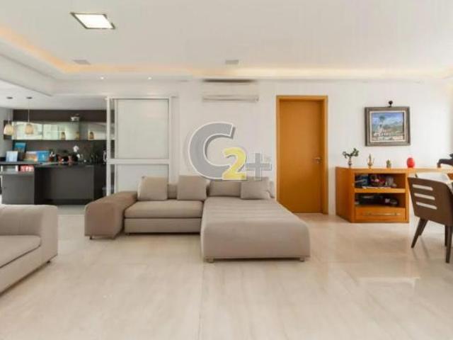 Apartamento à venda no Alto da Lapa com 3 suítes e 4 vagas