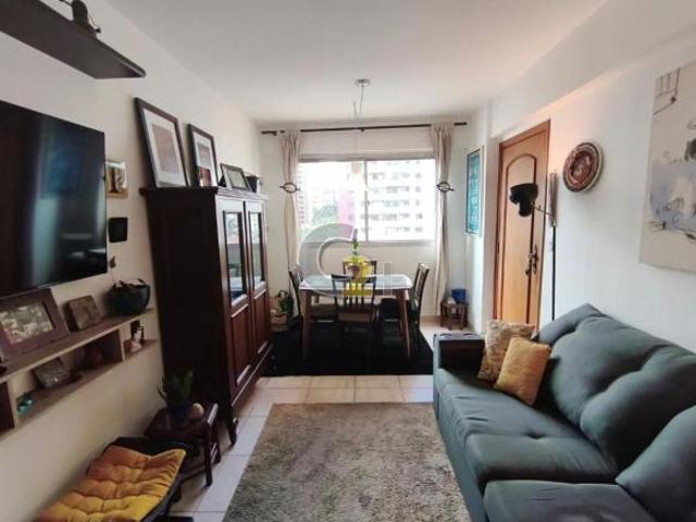 Apartamento à venda no Alto da Lapa com 2 quartos e 1 vaga