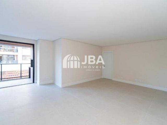 Apartamento à venda no Alto da XV