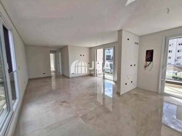 Apartamento à venda no Alto da XV
