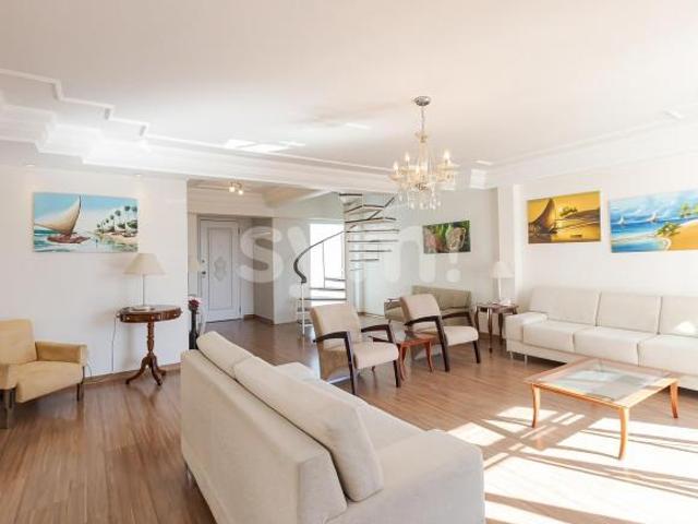 Apartamento à venda no Alto da XV