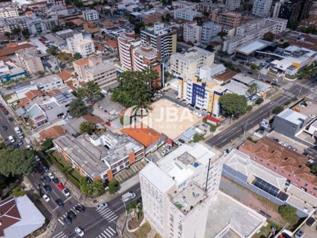 Apartamento à venda no Alto da XV