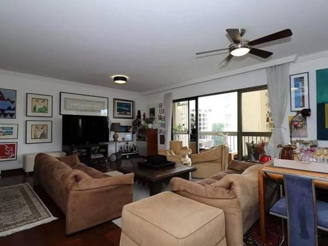 Apartamento à venda no Alto de Pinheiros