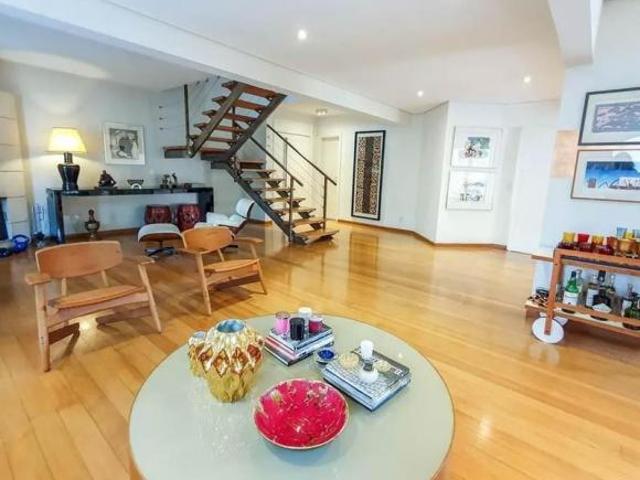 Apartamento à venda no Alto de Pinheiros