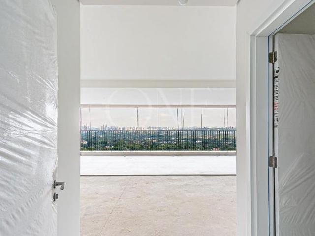 Apartamento à venda no Alto de Pinheiros