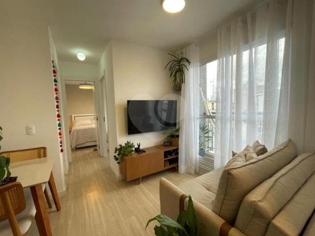 APARTAMENTO À VENDA NO ALTO DE PINHEIROS