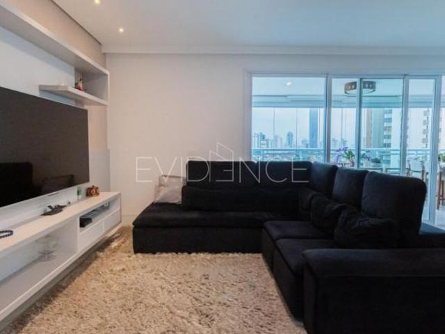 Apartamento à venda no Anália Franco de 171 metros com varanda gourmet e 4 vagas de garagem