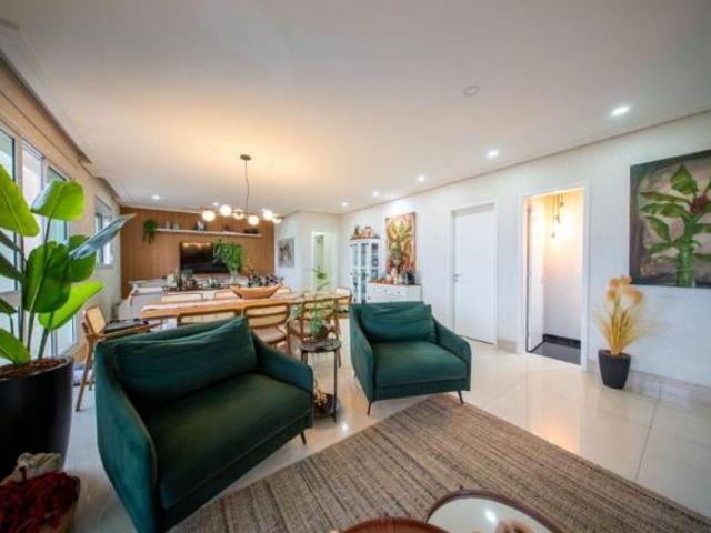 APARTAMENTO Á VENDA NO ANALIA FRANCO PRÓXIMO AO SHOPPING