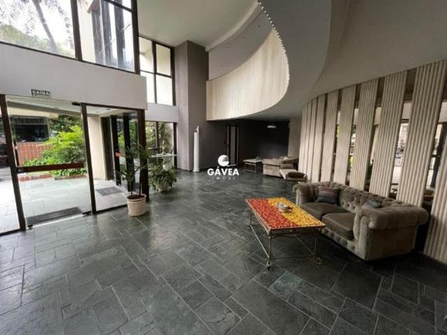 Apartamento à venda no Aparecida em Santos