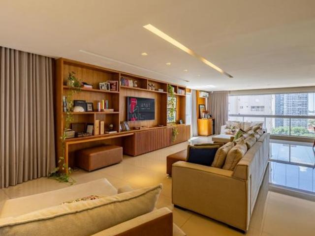 Apartamento à venda no Areião Park, com 3 suítes no Setor Marista