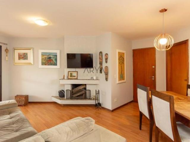 Apartamento à venda no Bacacheri ARYA1