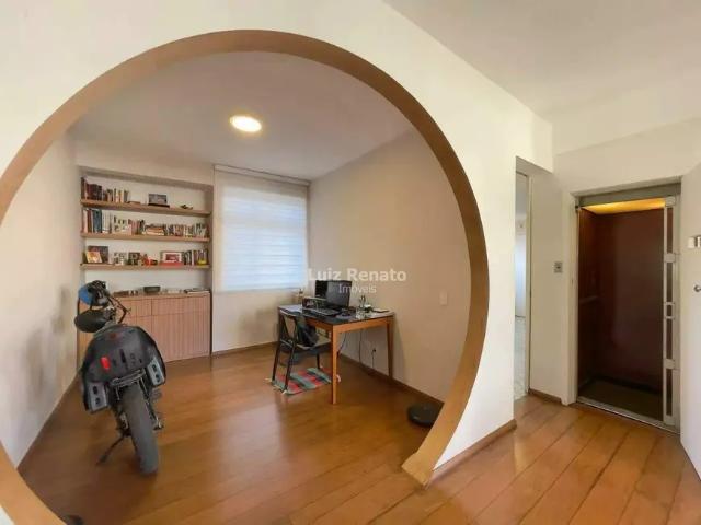 Apartamento a venda no bairro