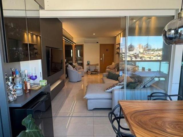 Apartamento à venda no bairro Tabajaras Uberlândia MG