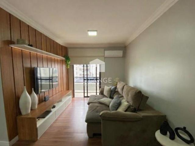 Apartamento à venda no bairro Taquaral em Campinas