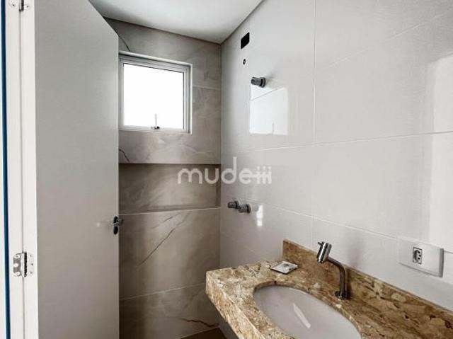 Apartamento à venda no bairro Três Marias São José dos Pinhais/PR