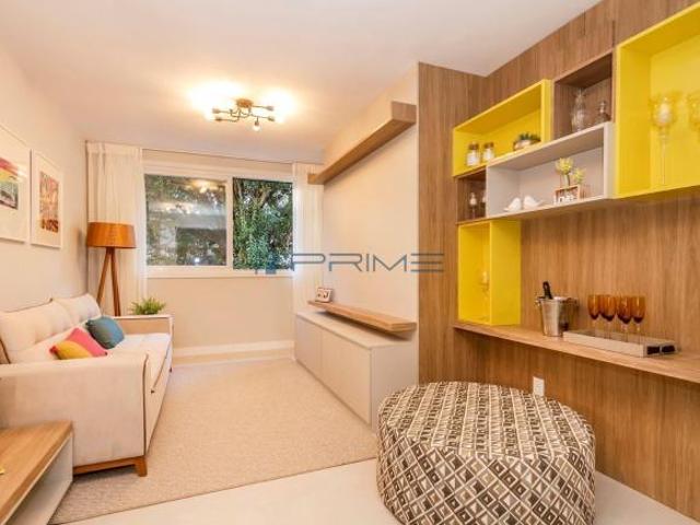 Apartamento à venda no bairro Três Figueiras Porto Alegre/RS