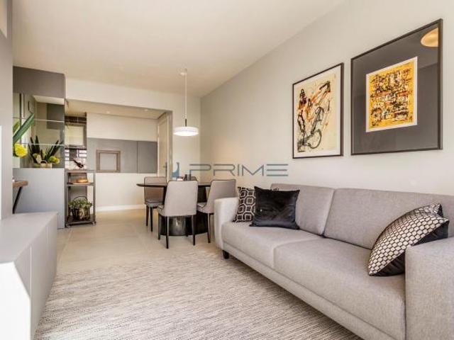 Apartamento à venda no bairro Três Figueiras Porto Alegre/RS