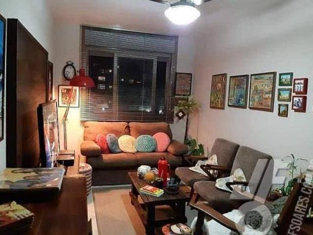 Apartamento à venda no bairro Três Vendas em Pelotas/RS