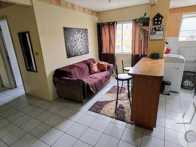 Apartamento à venda no bairro Três Vendas em Pelotas/RS