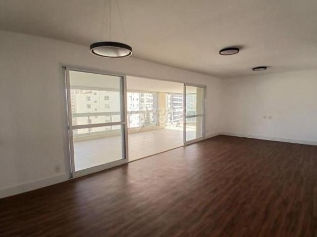 Apartamento à venda no bairro Vila Mariana de 4 dormitórios, 4 suítes e 4 vagas