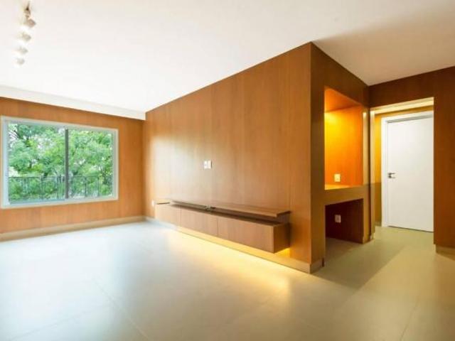 Apartamento à venda no bairro Vila Nova Conceição em São Paulo/SP