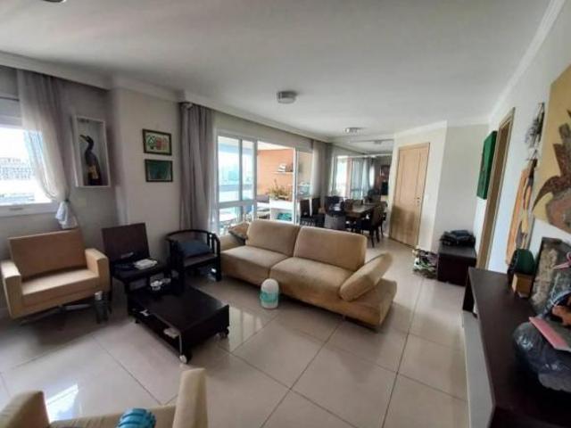 Apartamento à venda no bairro Vila Olímpia em São Paulo/SP