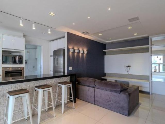 Apartamento à venda no bairro Vila Alexandria em São Paulo/SP