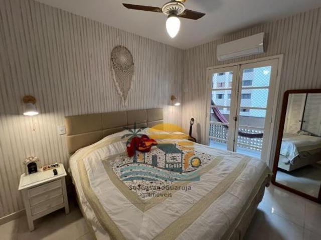 Apartamento à venda no bairro Vila Alzira em Guarujá/SP