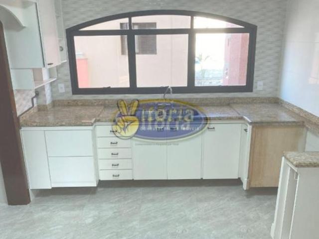Apartamento a Venda no bairro Vila Alzira Santo André