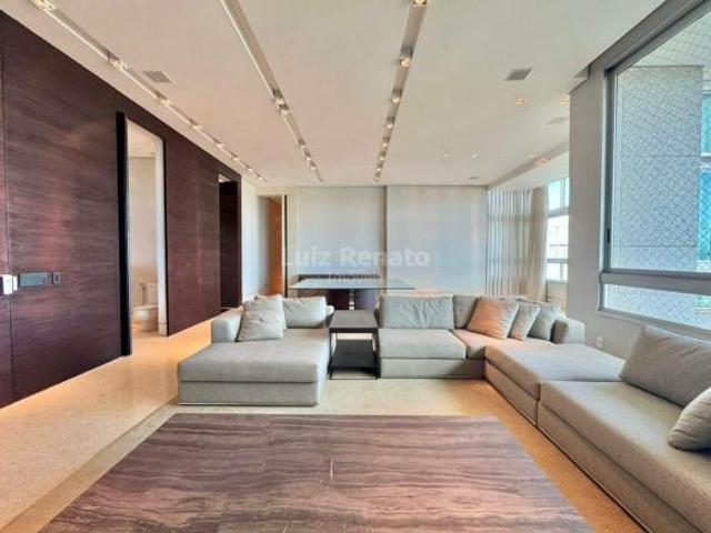 Apartamento á venda no bairro Vila da Serra