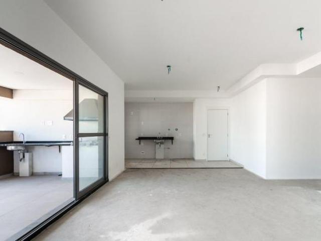 Apartamento à venda no bairro Vila Gumercindo em São Paulo/SP