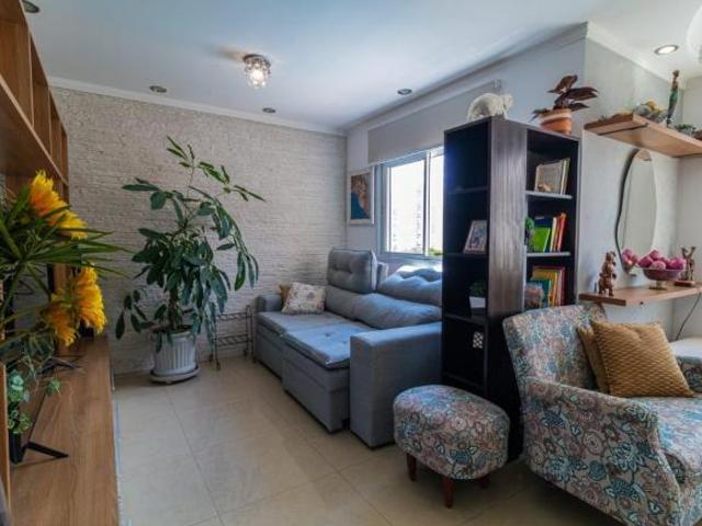Apartamento à venda no bairro Vila Hamburguesa em São Paulo/SP