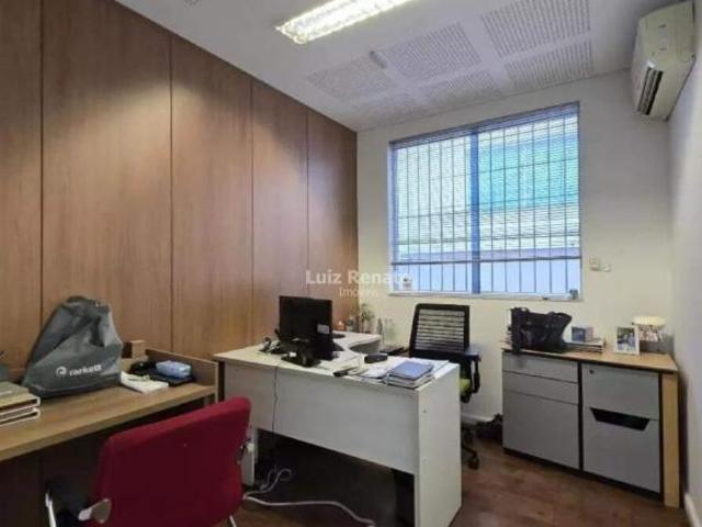 Apartamento á venda no bairro Vila Paris