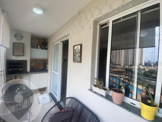 Apartamento à venda no bairro Vila Progresso