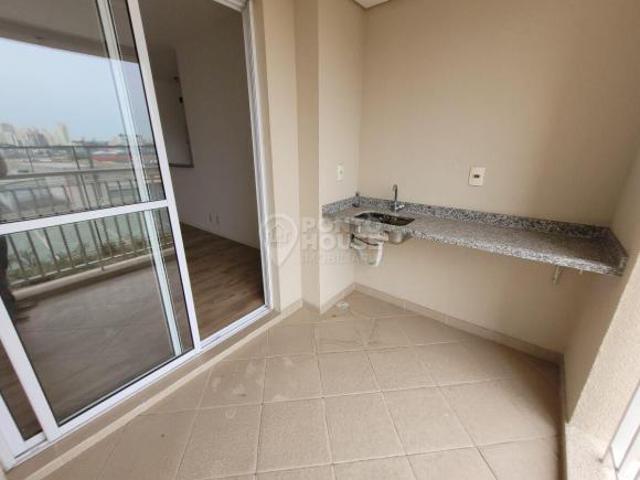 Apartamento à Venda no bairro Água Funda, 3 Dormitórios, Vaga, Lazer, Novo, Vago