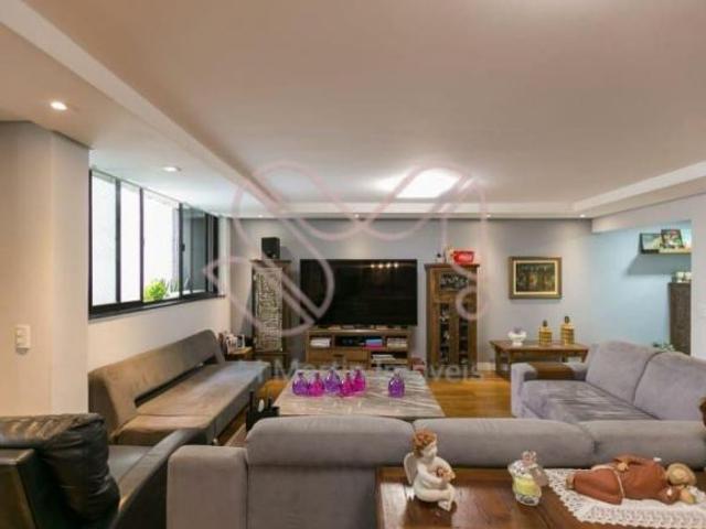 Apartamento à venda no bairro Água Verde Curitiba/PR