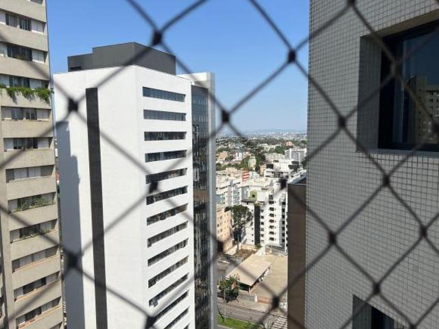Apartamento à venda no bairro Água Verde Curitiba/PR