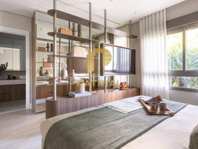 Apartamento à venda no bairro Ahú